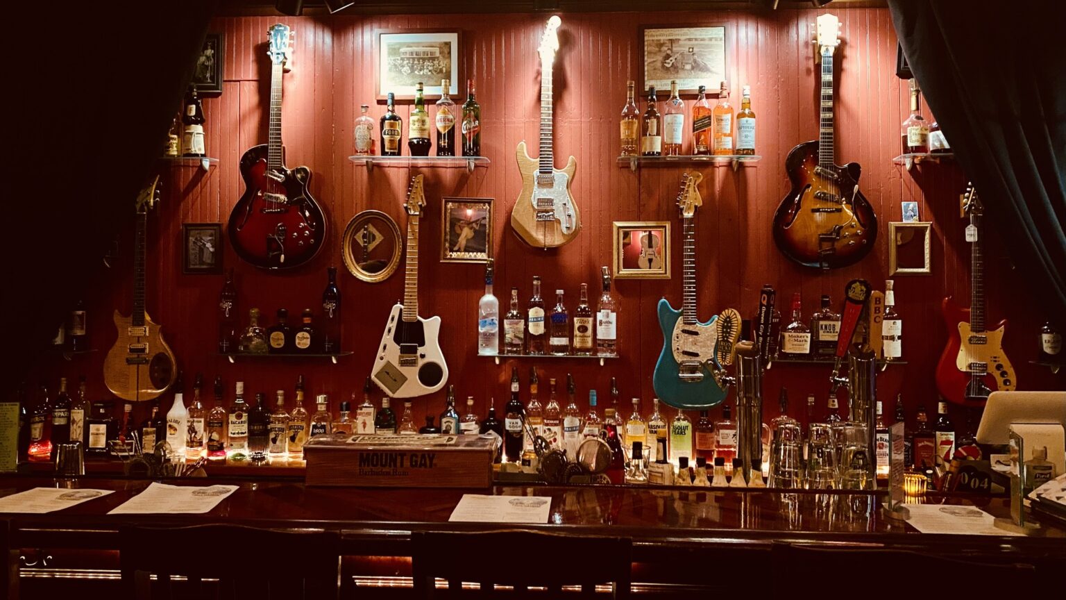 Backstage Bar | Luthier's Co-op